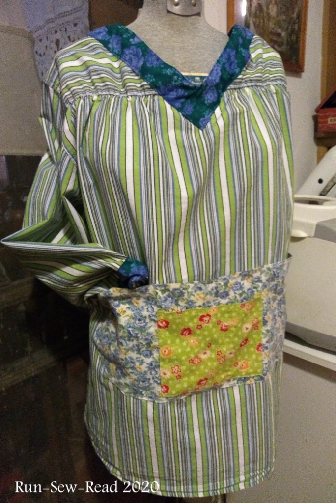 Painting smock made from a man’s shirt – run | sew | read